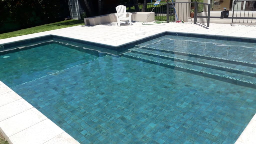 Revestimento para Piscina: 90 Projetos para Escolha Certa