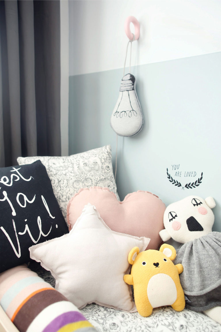 Almofada para Quarto: 75 Inspirações Confortáveis