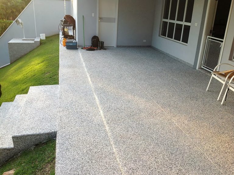 Pisos para área externa e garagem: 70 ideais para transformar o seu espaço.